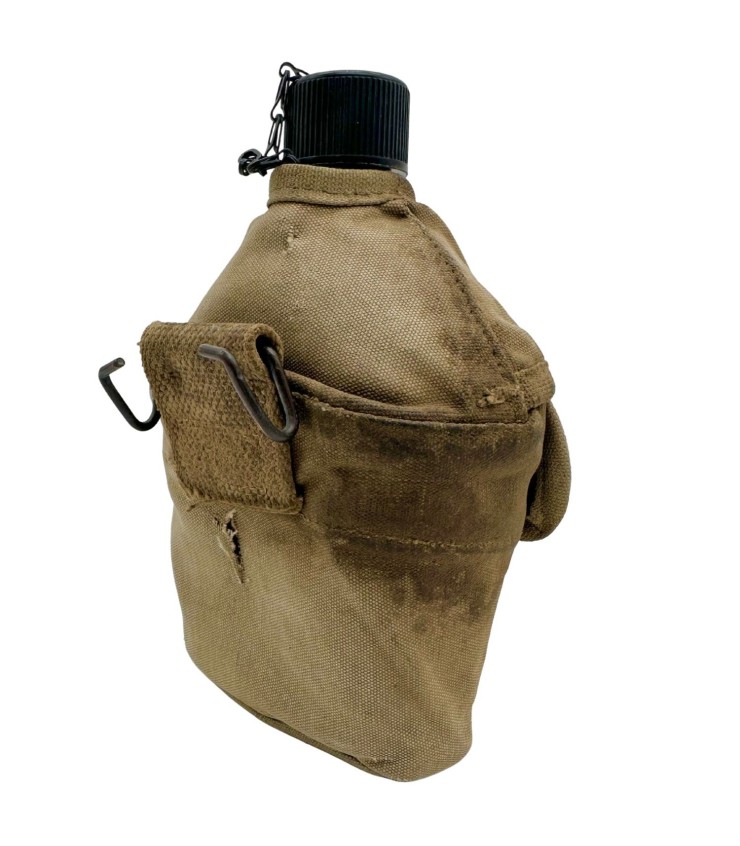 Gourde USMC P3 + Bidon A.G.M. CO 1944 – Marine Corps WWII Authentique